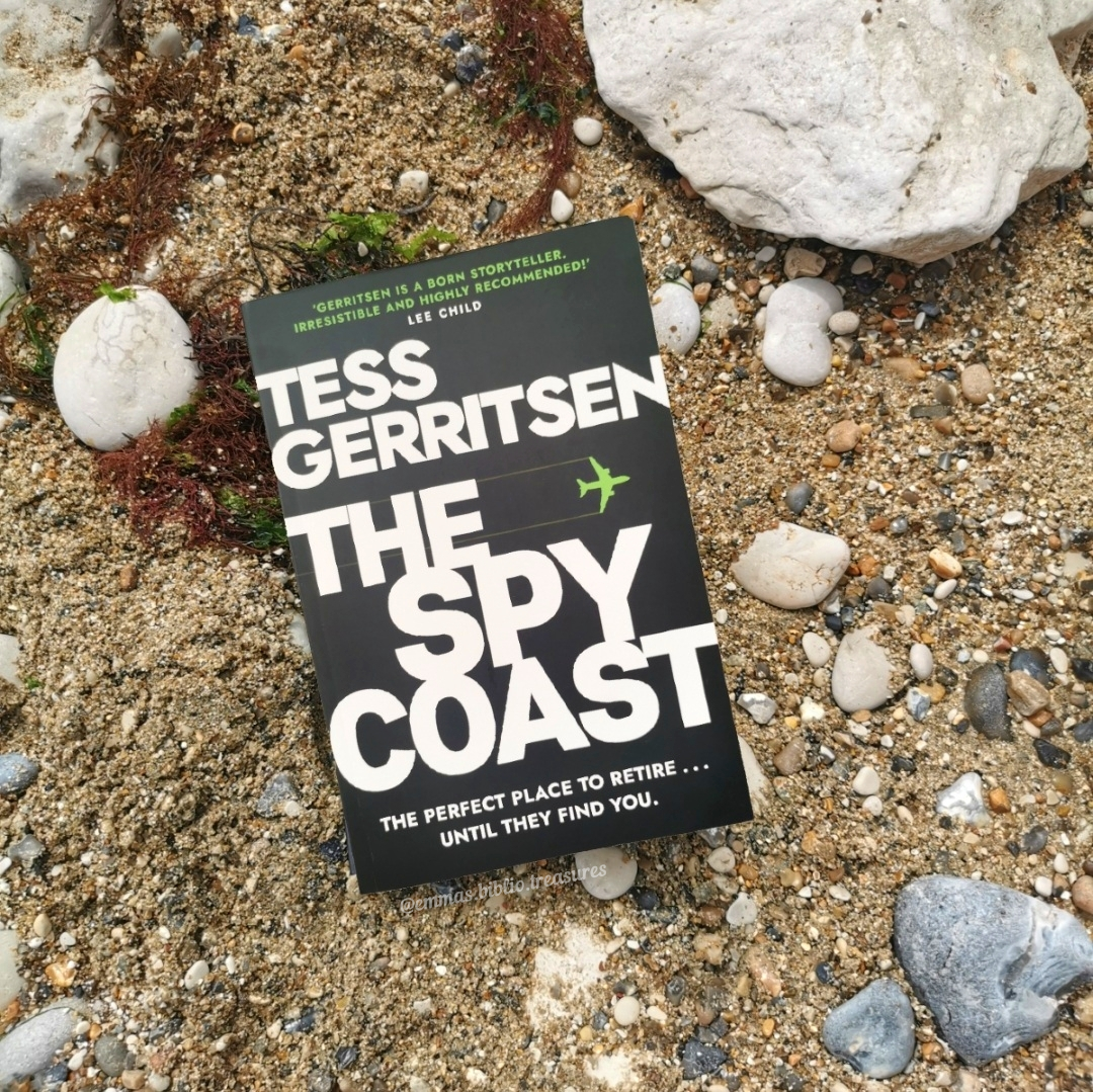 BLOG TOUR REVIEW: The Spy Coast (The Martini Club, 1) by Tess Gerritsen ...